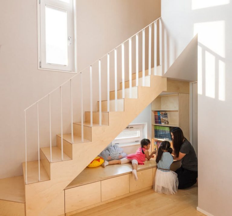 10 cách tận dụng gầm cầu thang trống để tối ưu diện tích